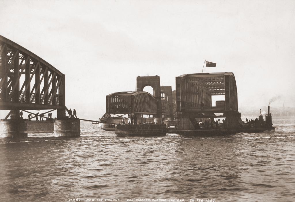 Building of the Second Tay Rail Bridge | Leisure & Culture Dundee