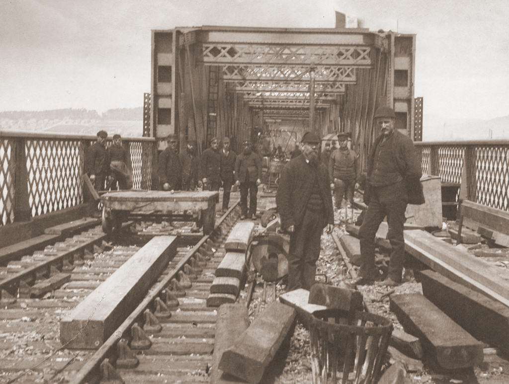 Building of the Second Tay Rail Bridge | Leisure & Culture Dundee