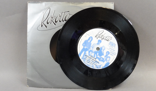 Public Appeal for Objects for a Museum Display of Notable Dundee People ...